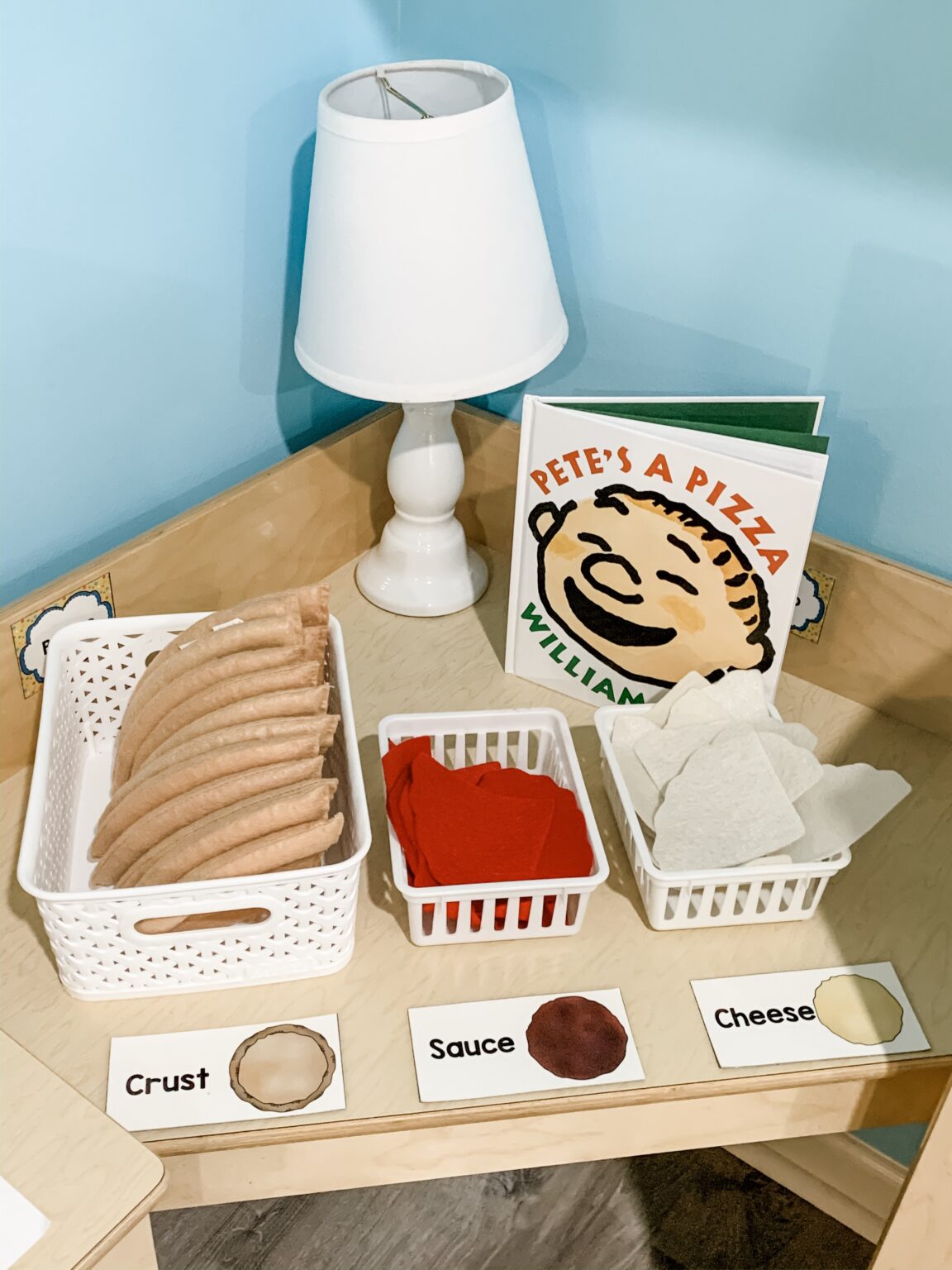 Preschool Pizza Parlor Dramatic Play Center