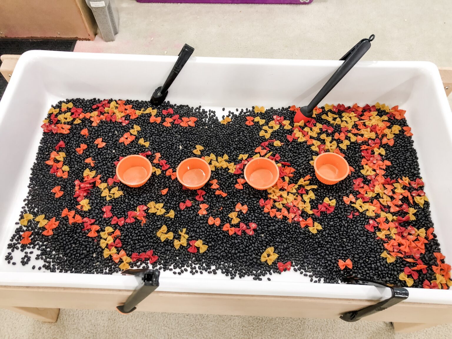 beans-and-bow-tie-pasta - Play to Learn Preschool