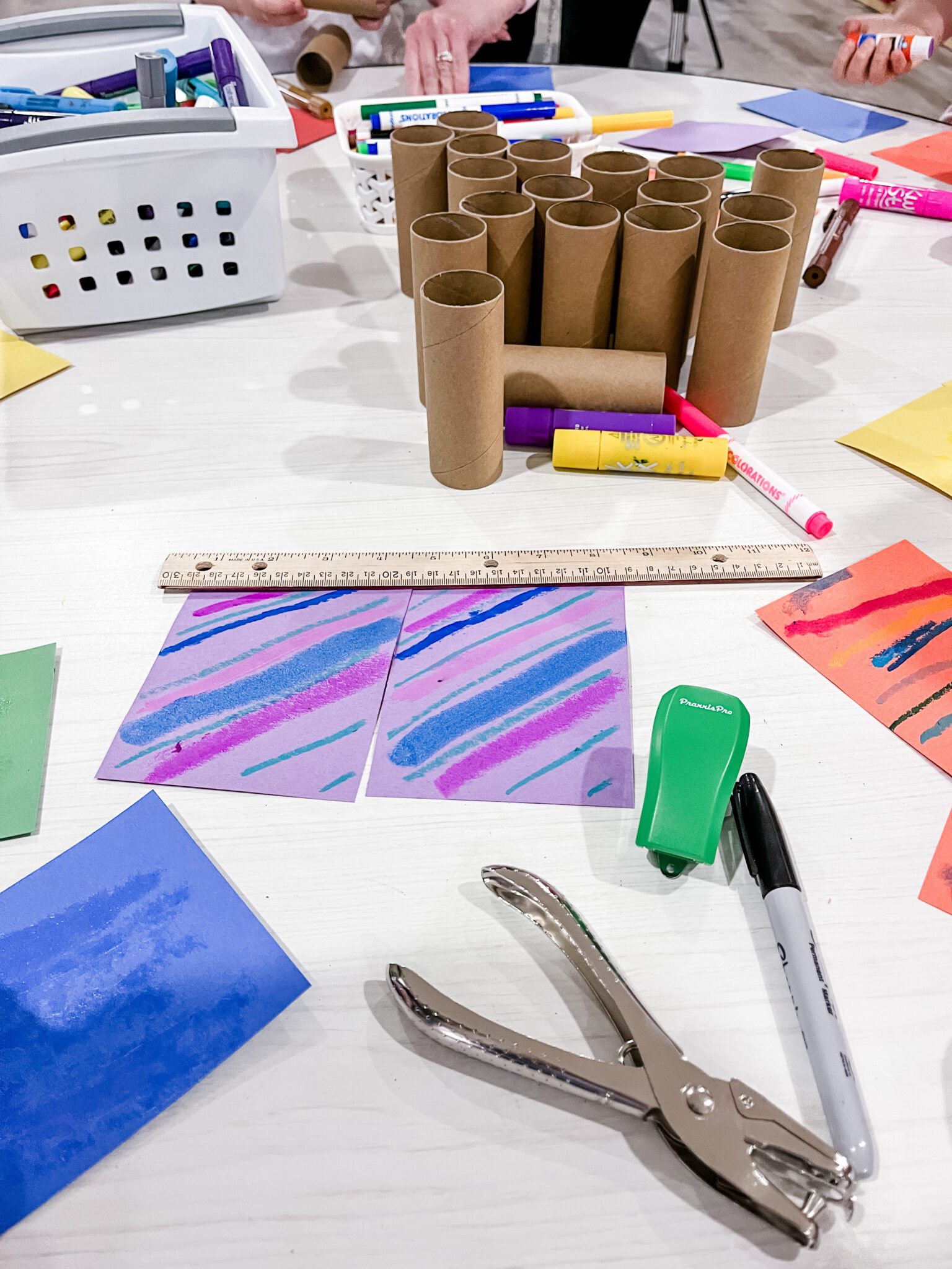 Binoculars Craft for Preschoolers