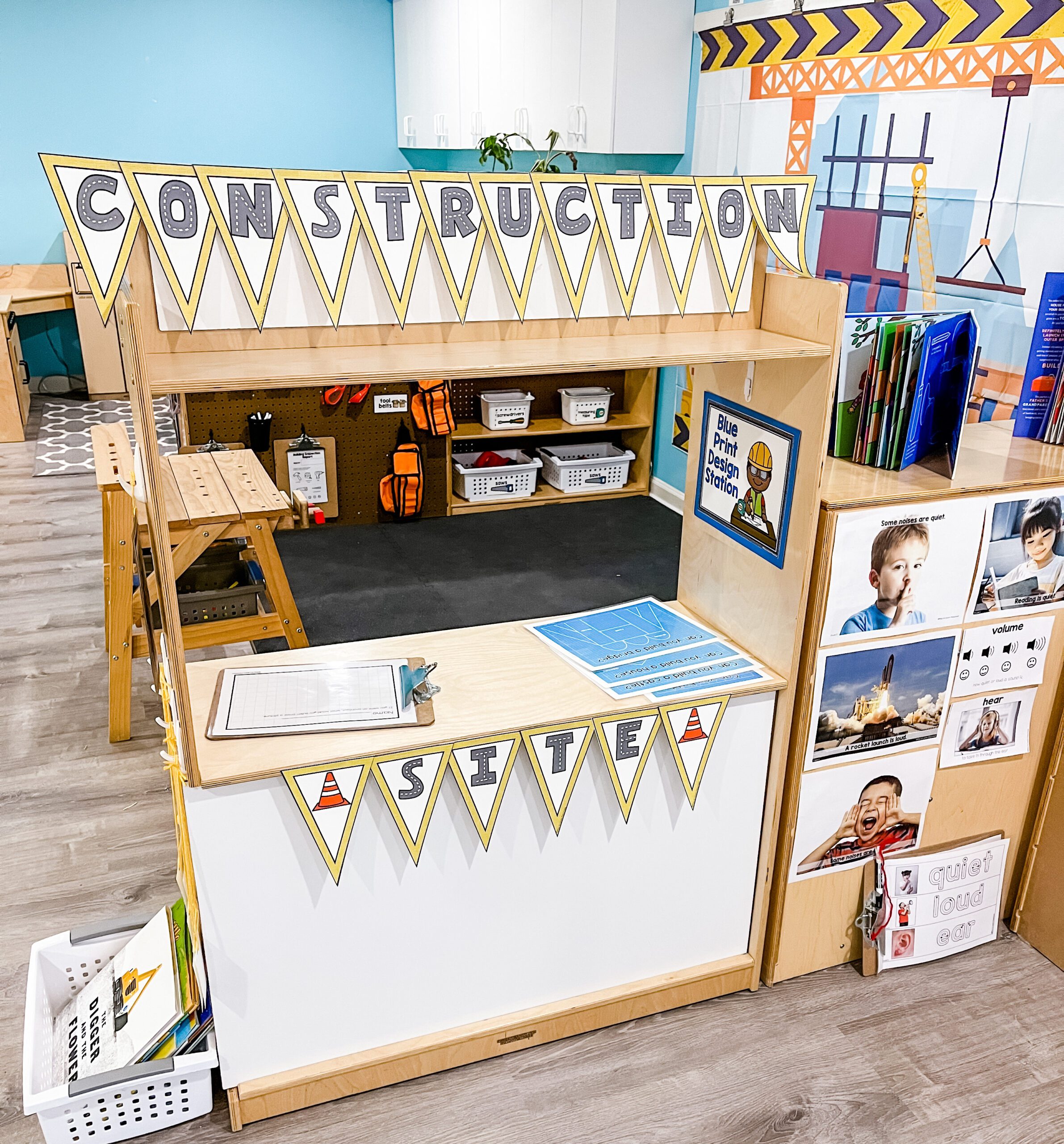 construction site pennant - Play to Learn Preschool