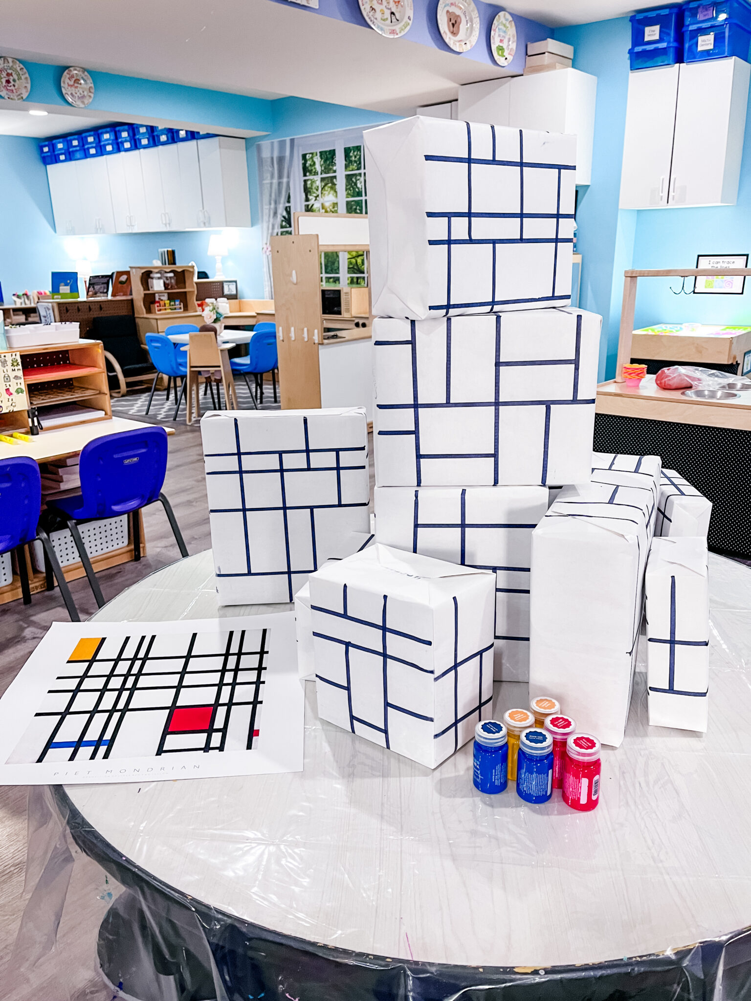 Piet Mondrian Blocks for Preschoolers - Block Process Art - Play to ...