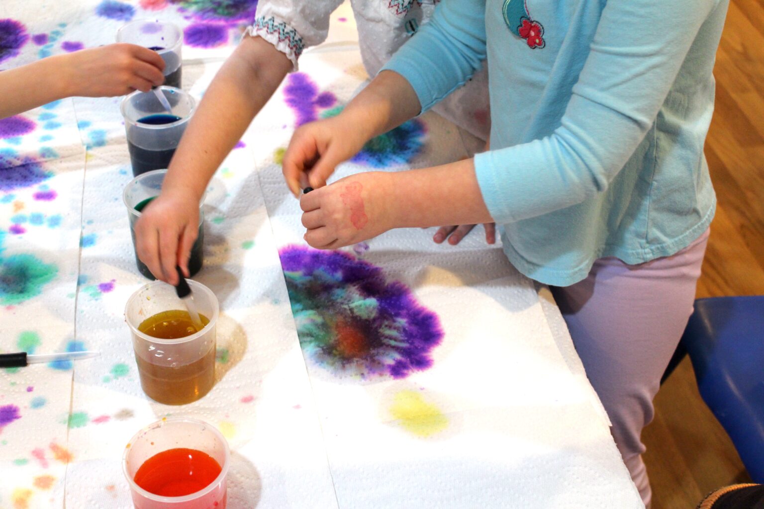 Exploring Art Through Play in the Preschool Classroom - Play to Learn ...