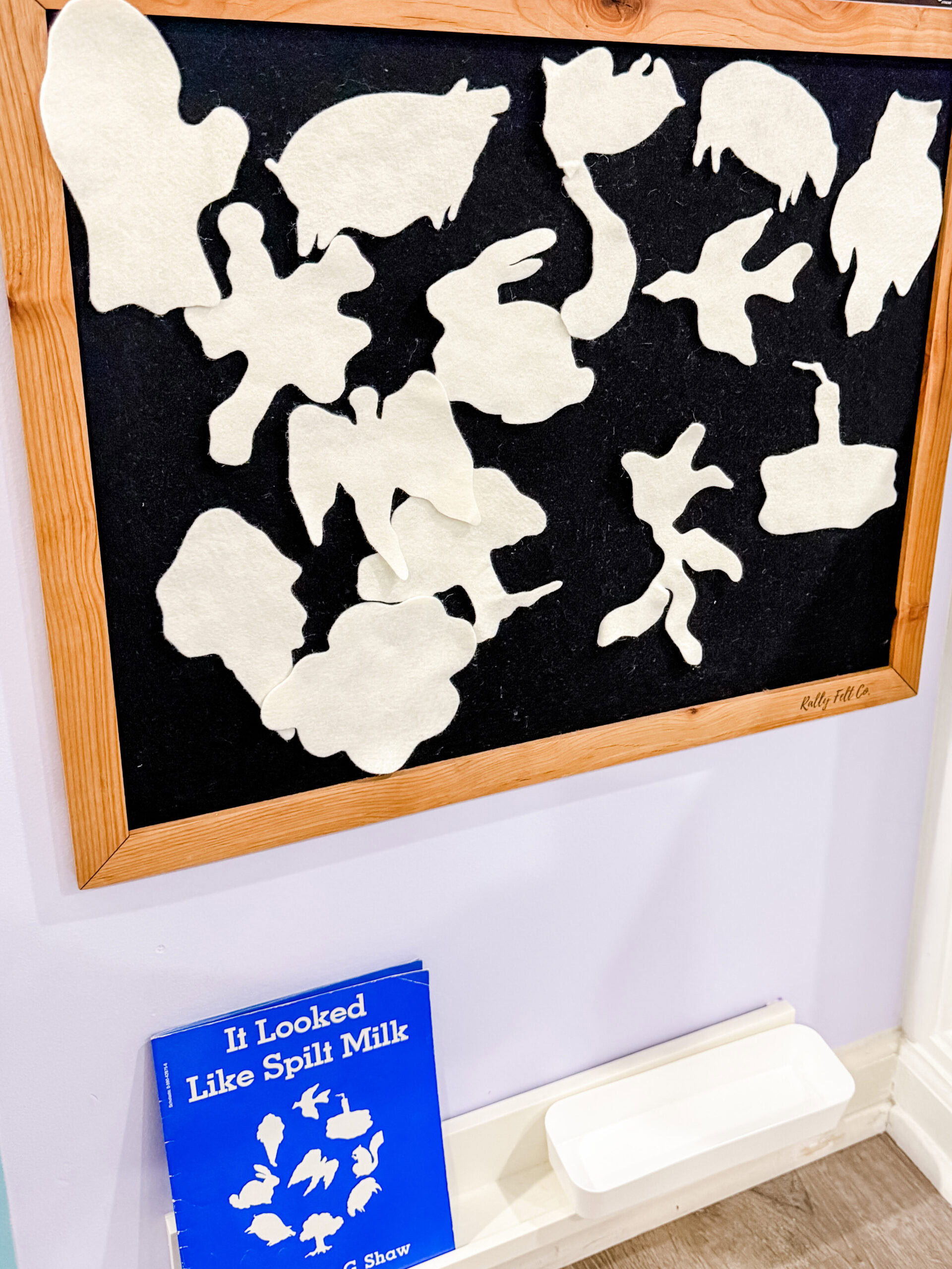 Supporting Literacy with a Felt Board for Preschool - Play to Learn ...