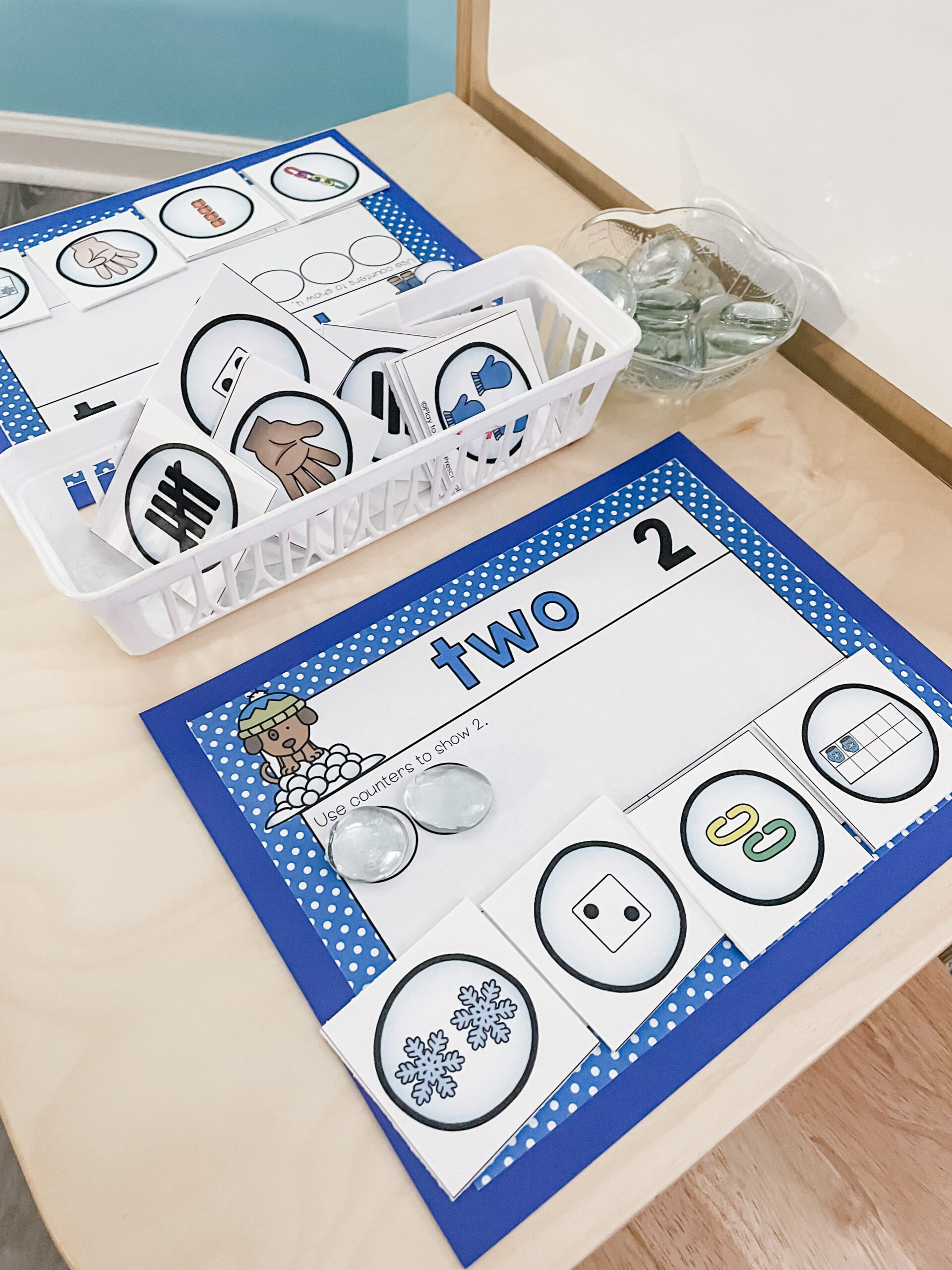 Snowflake Counting Mat - Play to Learn Preschool