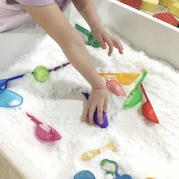 Winter Science Observations for Preschool - Play to Learn Preschool