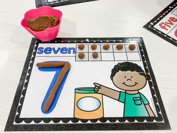 Printable Preschool Math Centers - Play to Learn Preschool